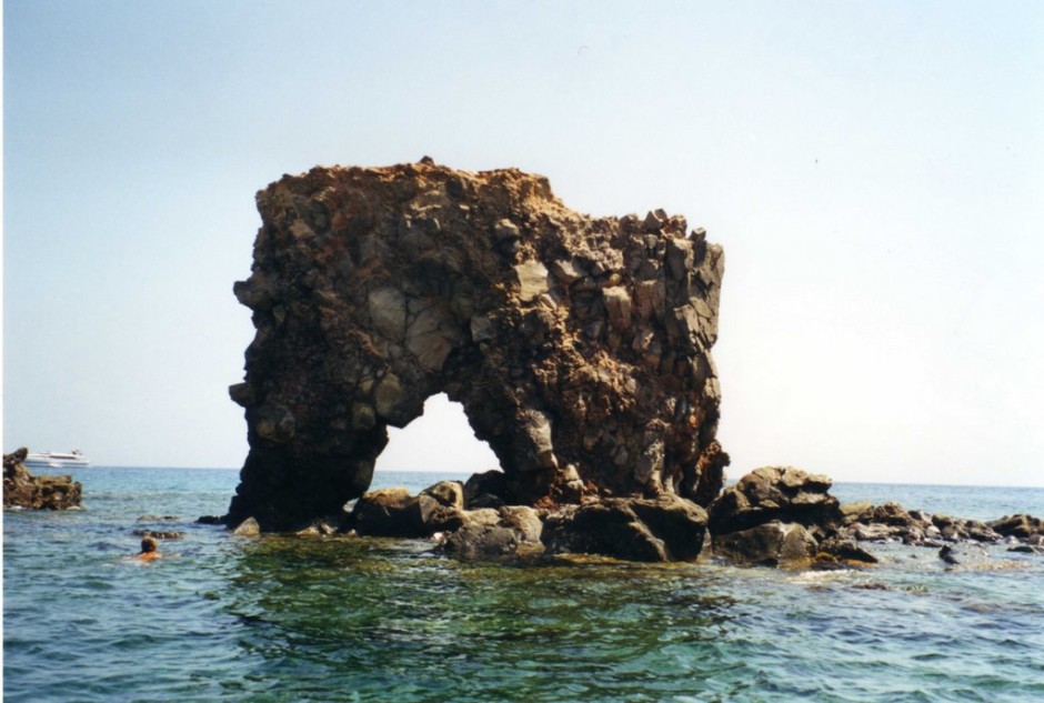 Riserva Naturale Orientata e Integrale “Isola di Panarea e scogli ...